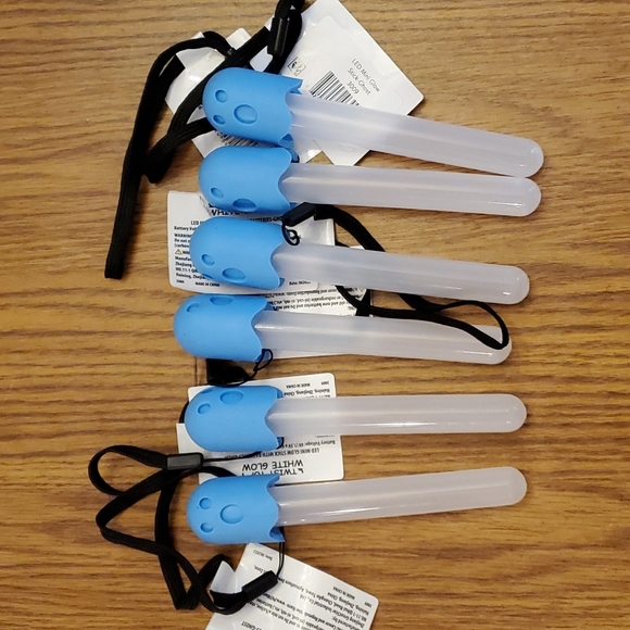 Accessories | Lot Of 6 Twist Top Blue Ghost Led Light Glow Sticks With ...